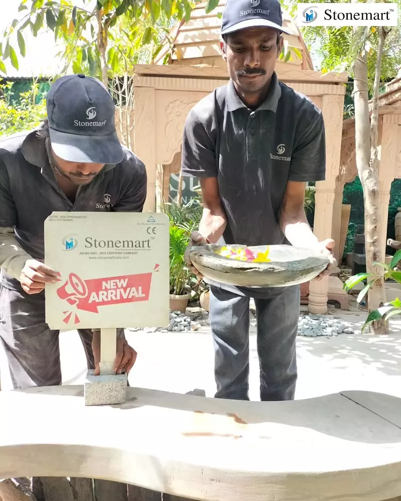 12 Inch Diameter, 12 Kg Stone Urli For Luxury Interior - stonemartindia.com